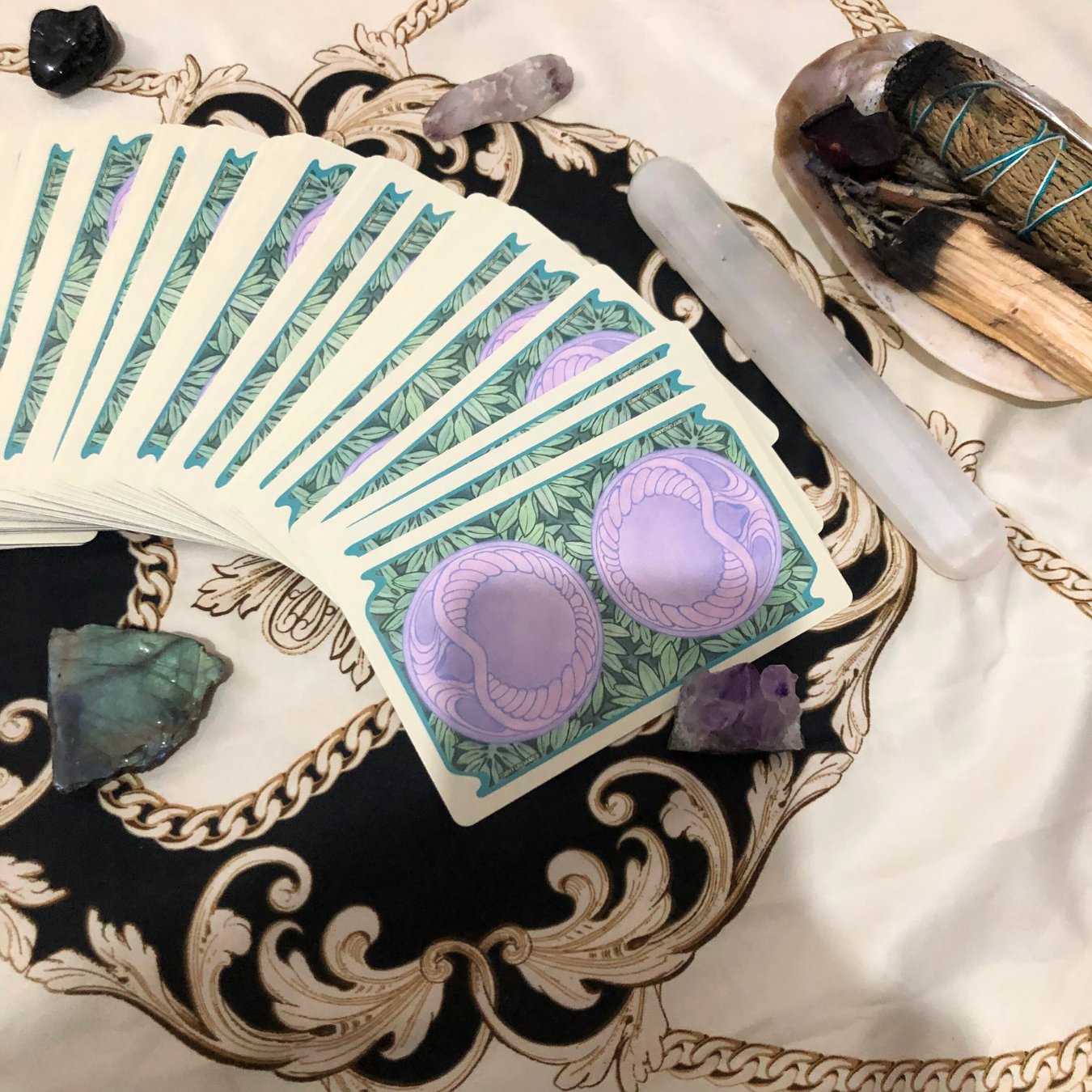 Tarot & Oracle Readings – Aphrodite's Baby